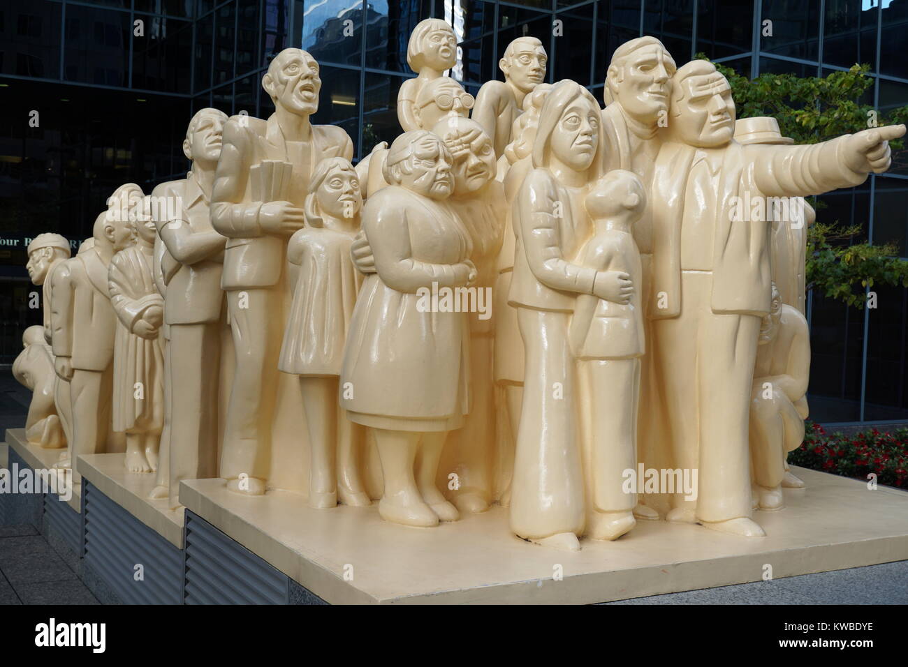 Sculptures by raymond mason hi-res stock photography and images - Alamy