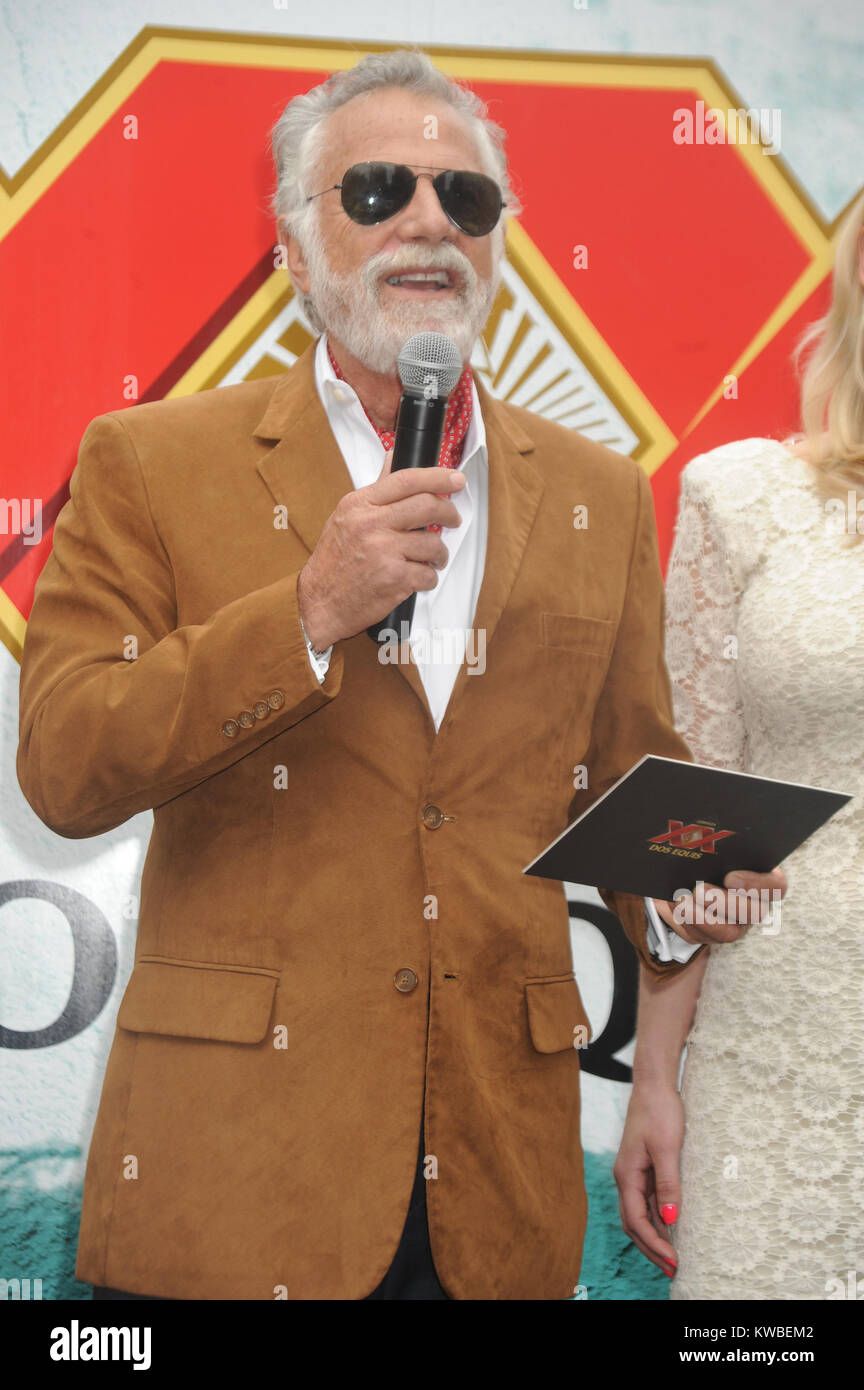 Dos equis most interesting man hi-res stock photography and images - Alamy