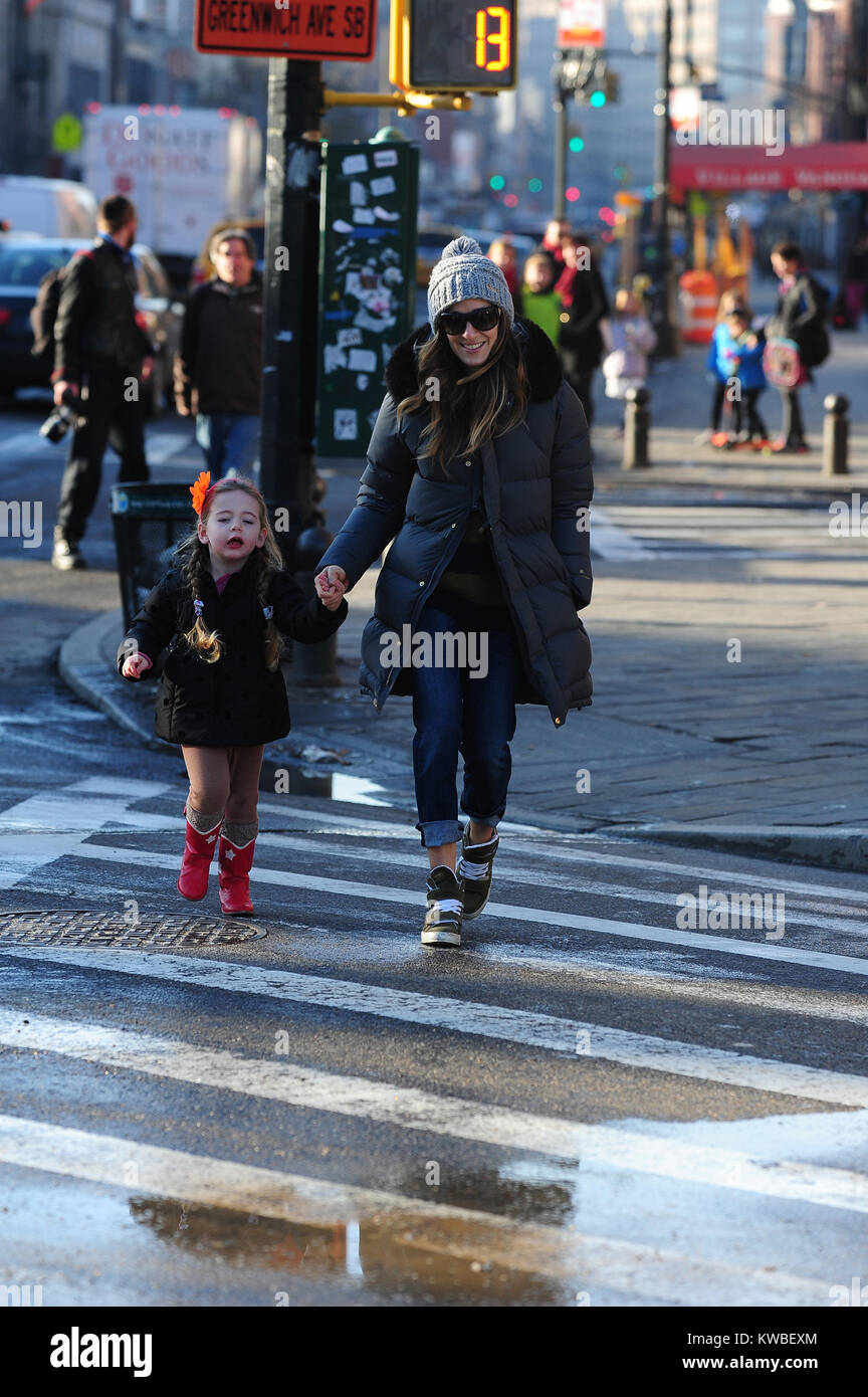 NEW YORK, NY - JANUARY 13: Matthew Broderick, Sarah Jessica Parker ...