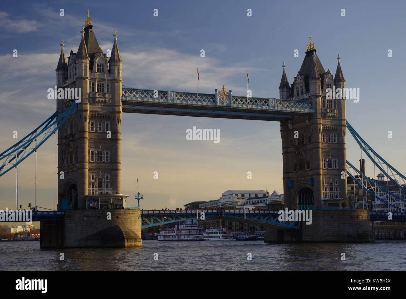 Tower Bridge, Spanning the River Thames. Combined Bascule and ...
