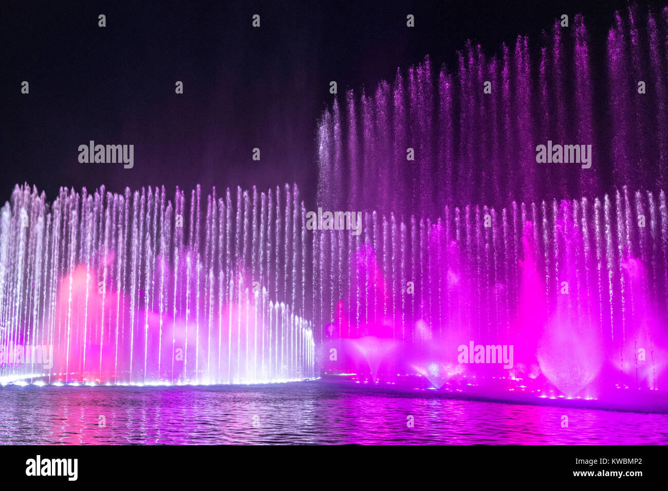 worlds biggest musical electric fountain with lights and water jets ...