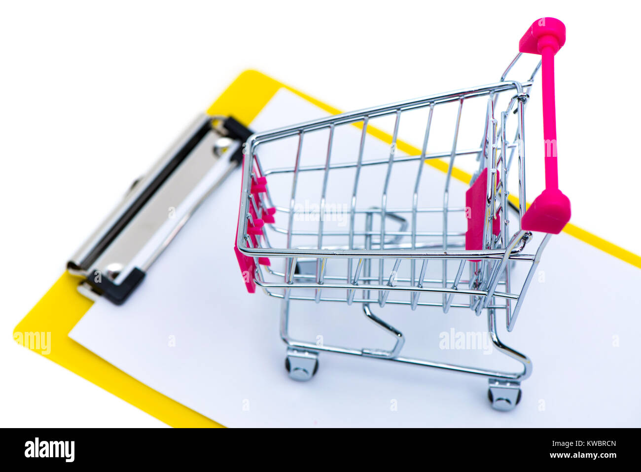 Shopping trolley clipboard list hi-res stock photography and images - Alamy
