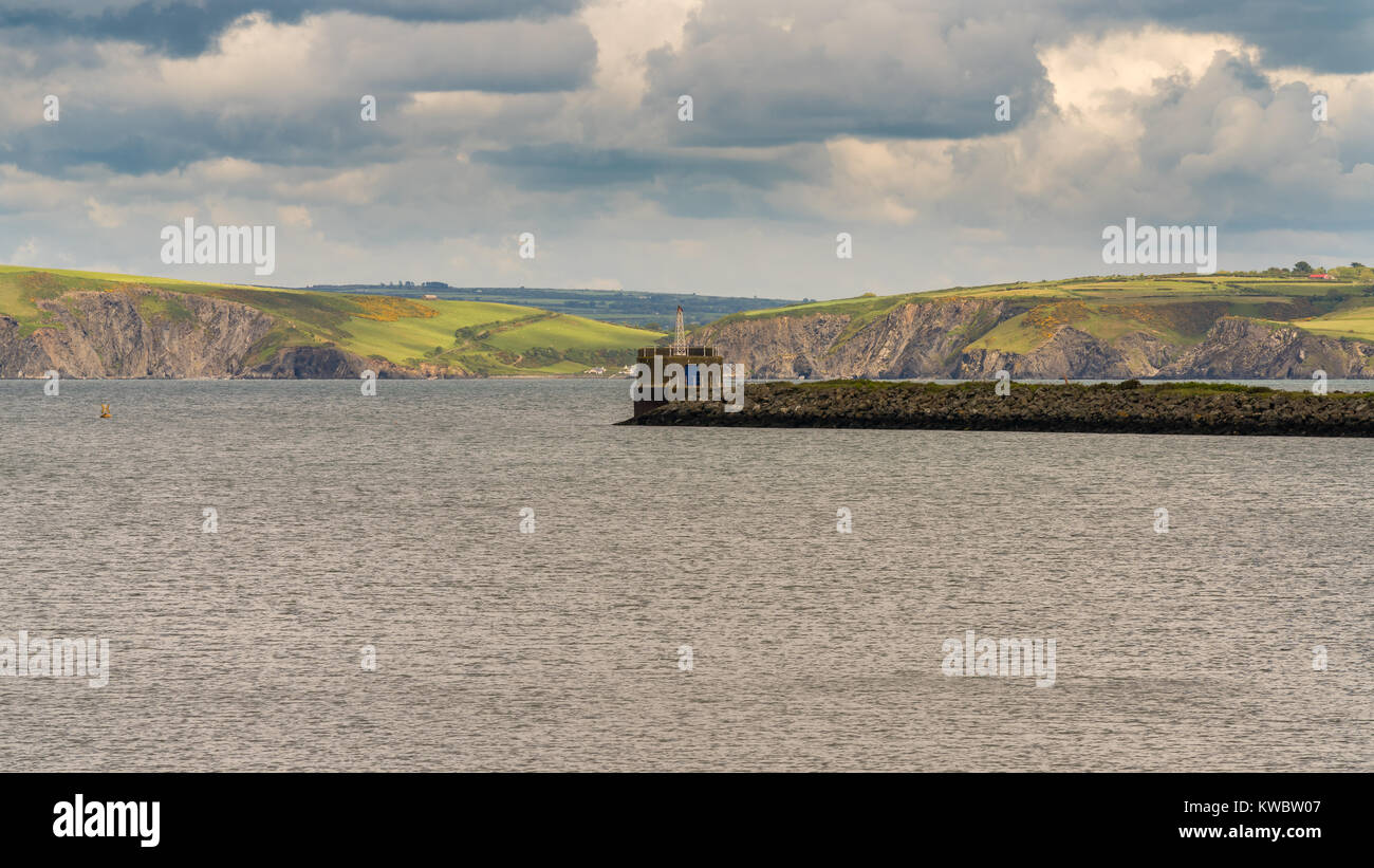Fishguard bay hi-res stock photography and images - Alamy