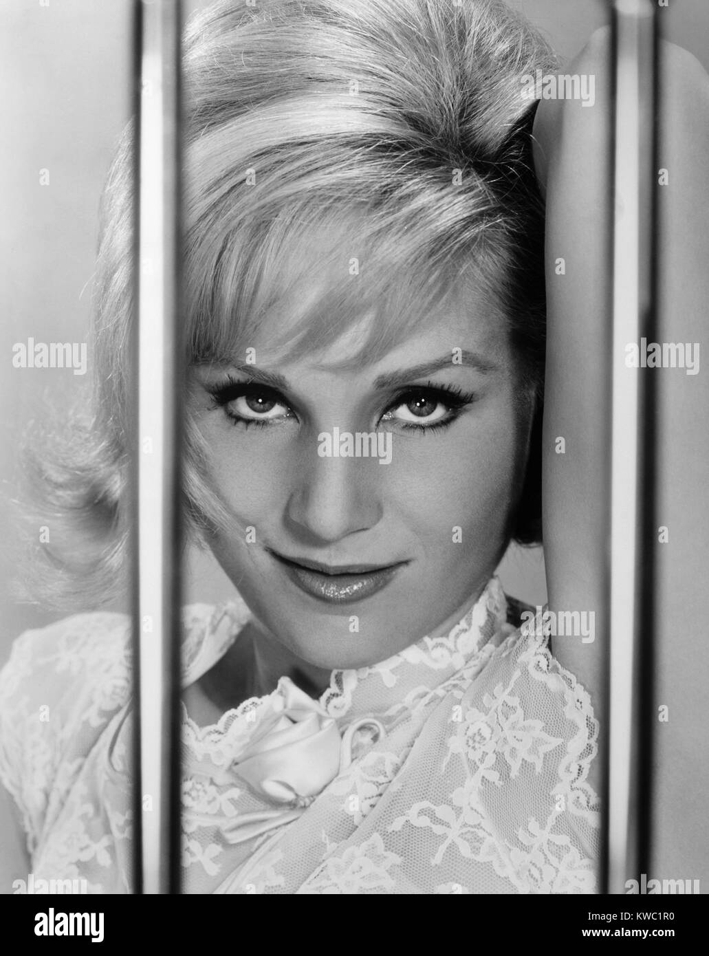 LOOKING FOR LOVE, Susan Oliver, 1964 Stock Photo - Alamy
