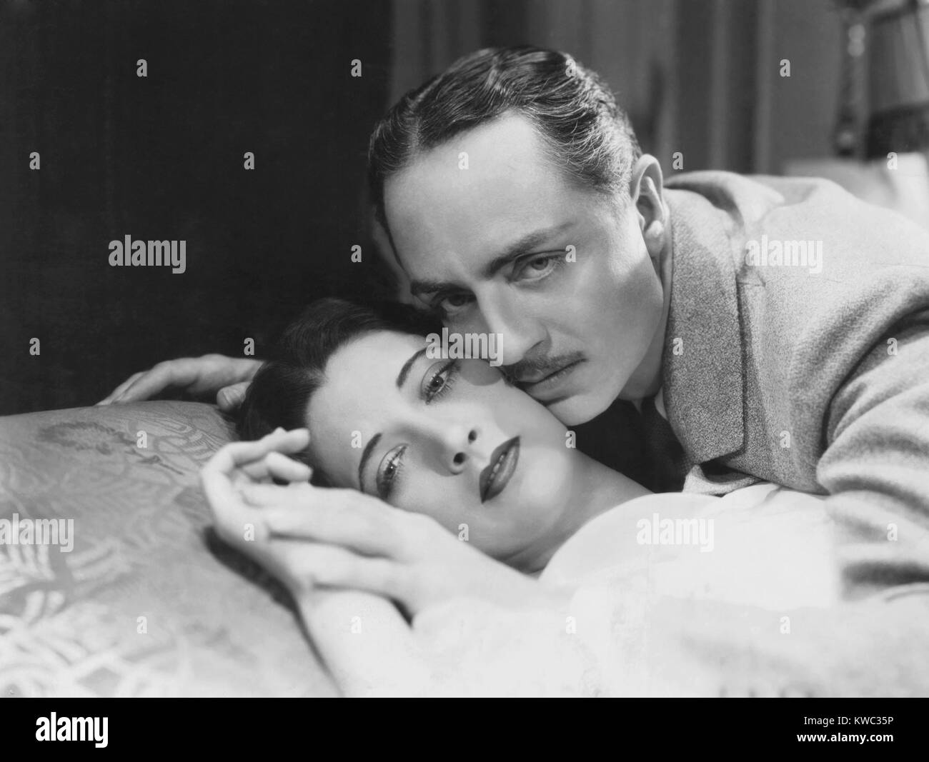 ONE WAY PASSAGE, from left: Kay Francis, William Powell, 1932 Stock Photo - Alamy