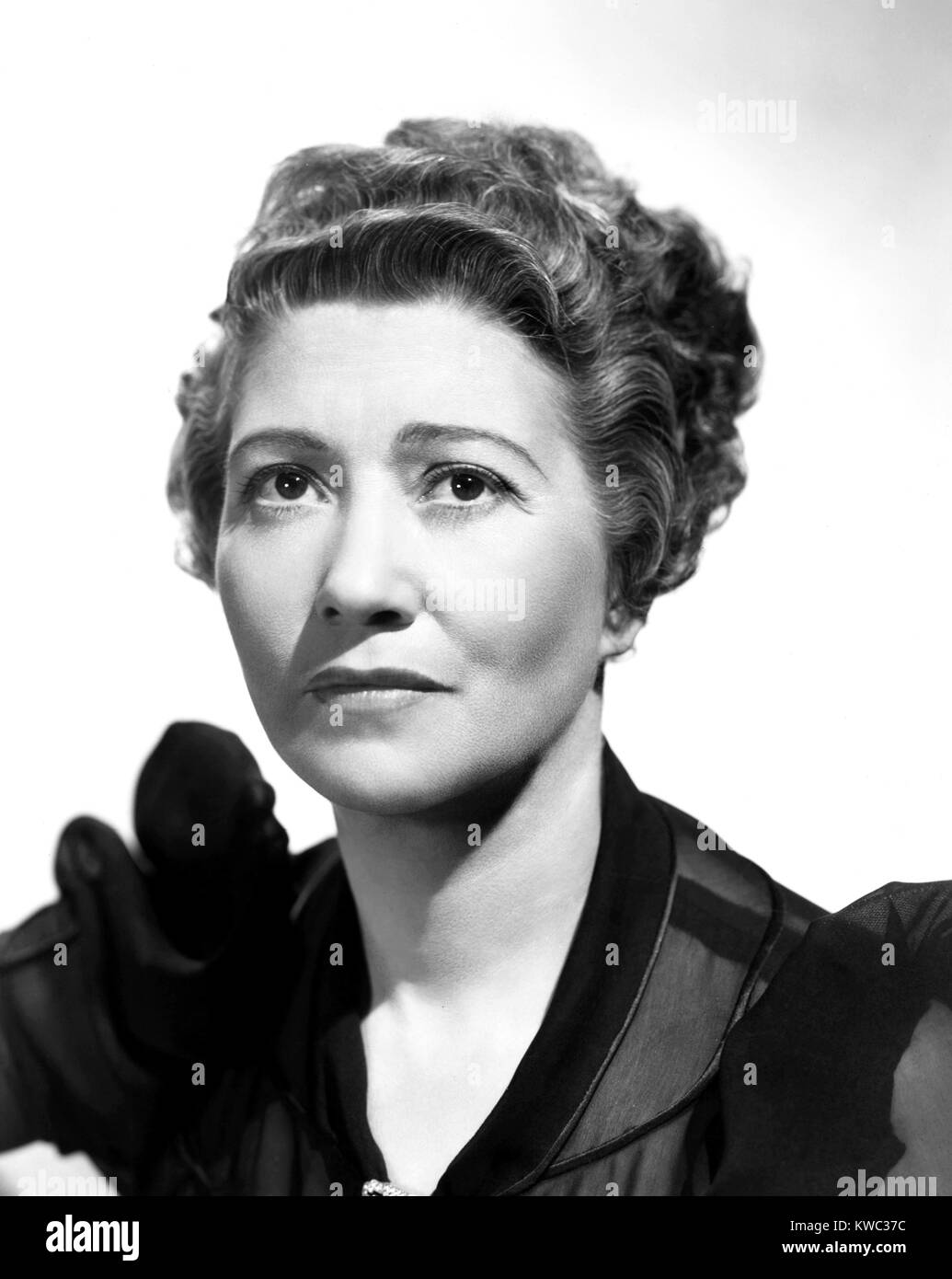 OUR NEIGHBORS - THE CARTERS, Fay Bainter, 1939 Stock Photo - Alamy