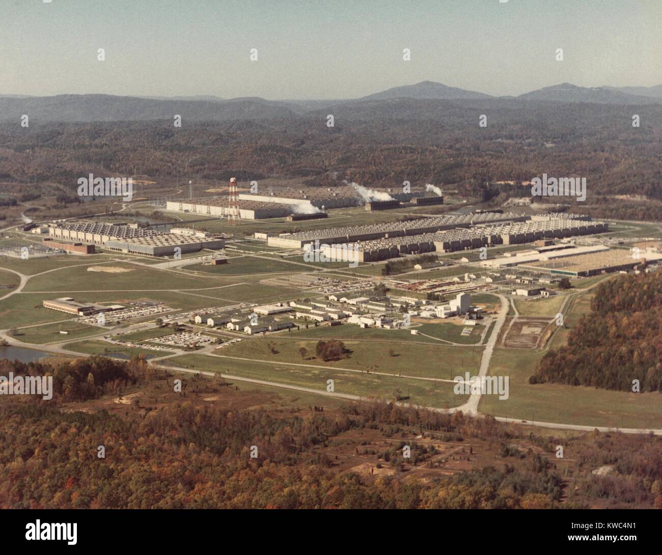 Nuclear plant oak ridge hi-res stock photography and images - Alamy