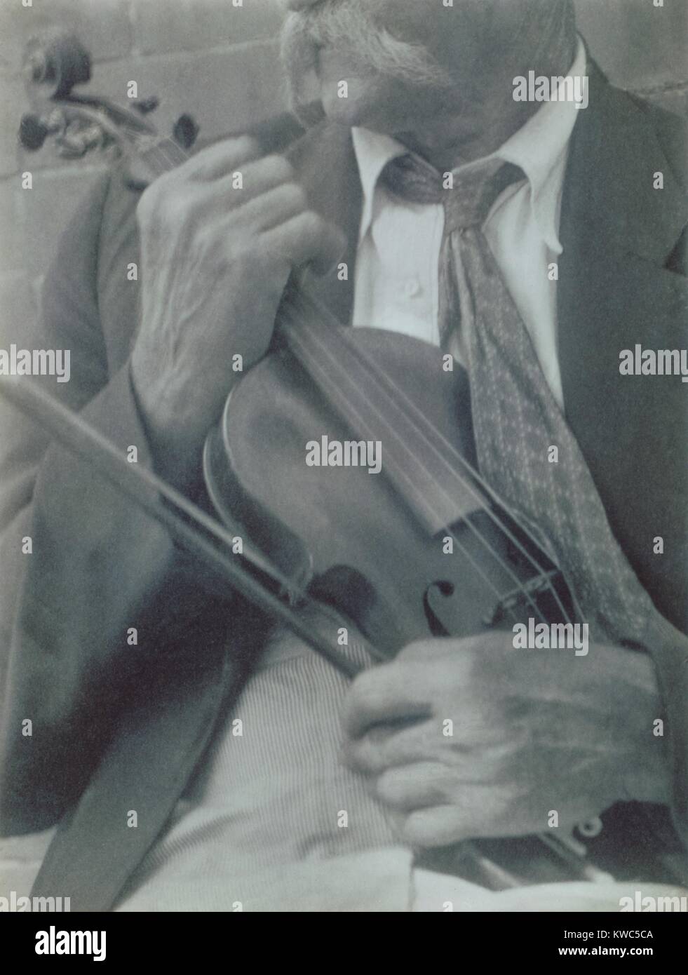James Duff, Appalachian fiddler in Hazard, Kentucky, ca. 1934. By Doris ...