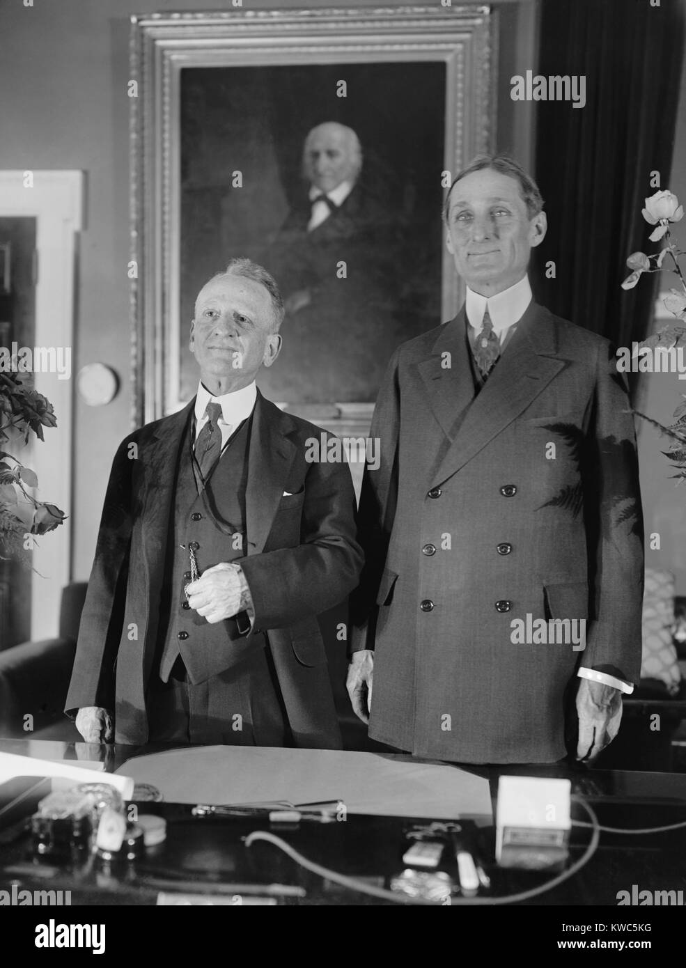 1920s senators outdoors hi-res stock photography and images - Alamy