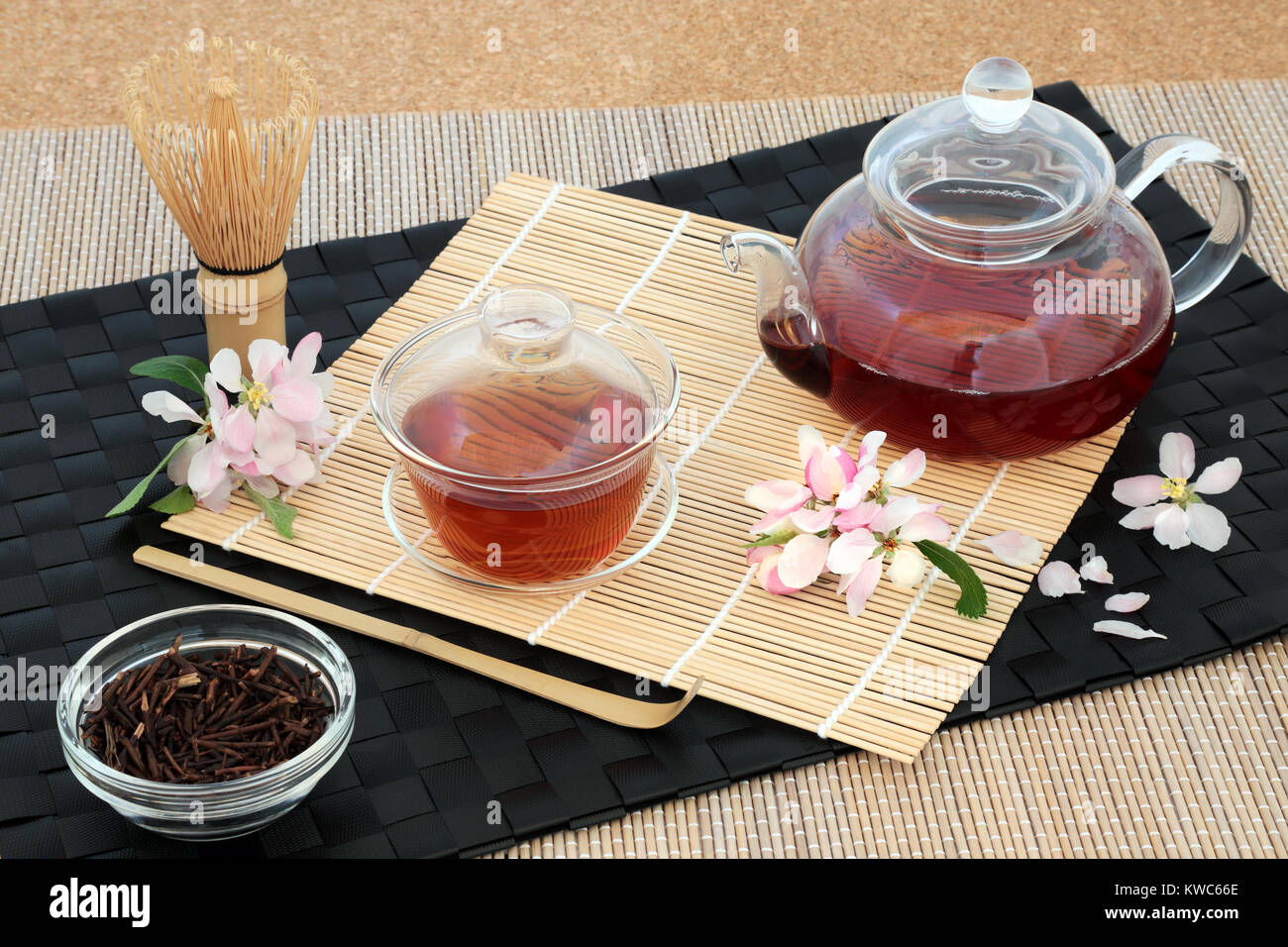 Kuchika tea hi-res stock photography and images - Alamy