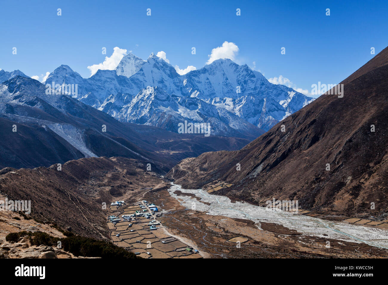 Himalayas, Nepal, Nov 2017 A tourist trekking to Lobuche village 5000 m ...