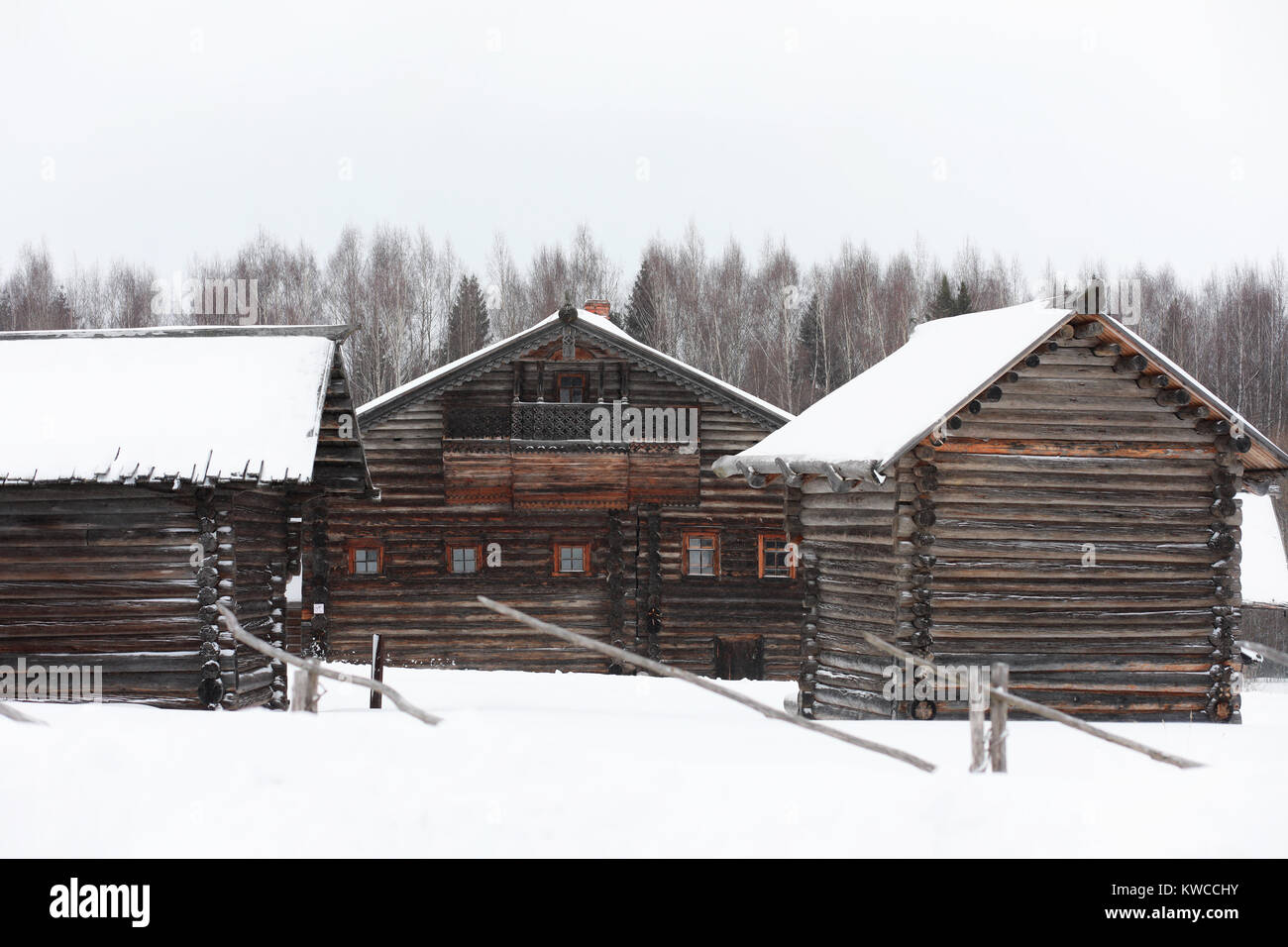 Medieval peasant cottage hi-res stock photography and images - Alamy