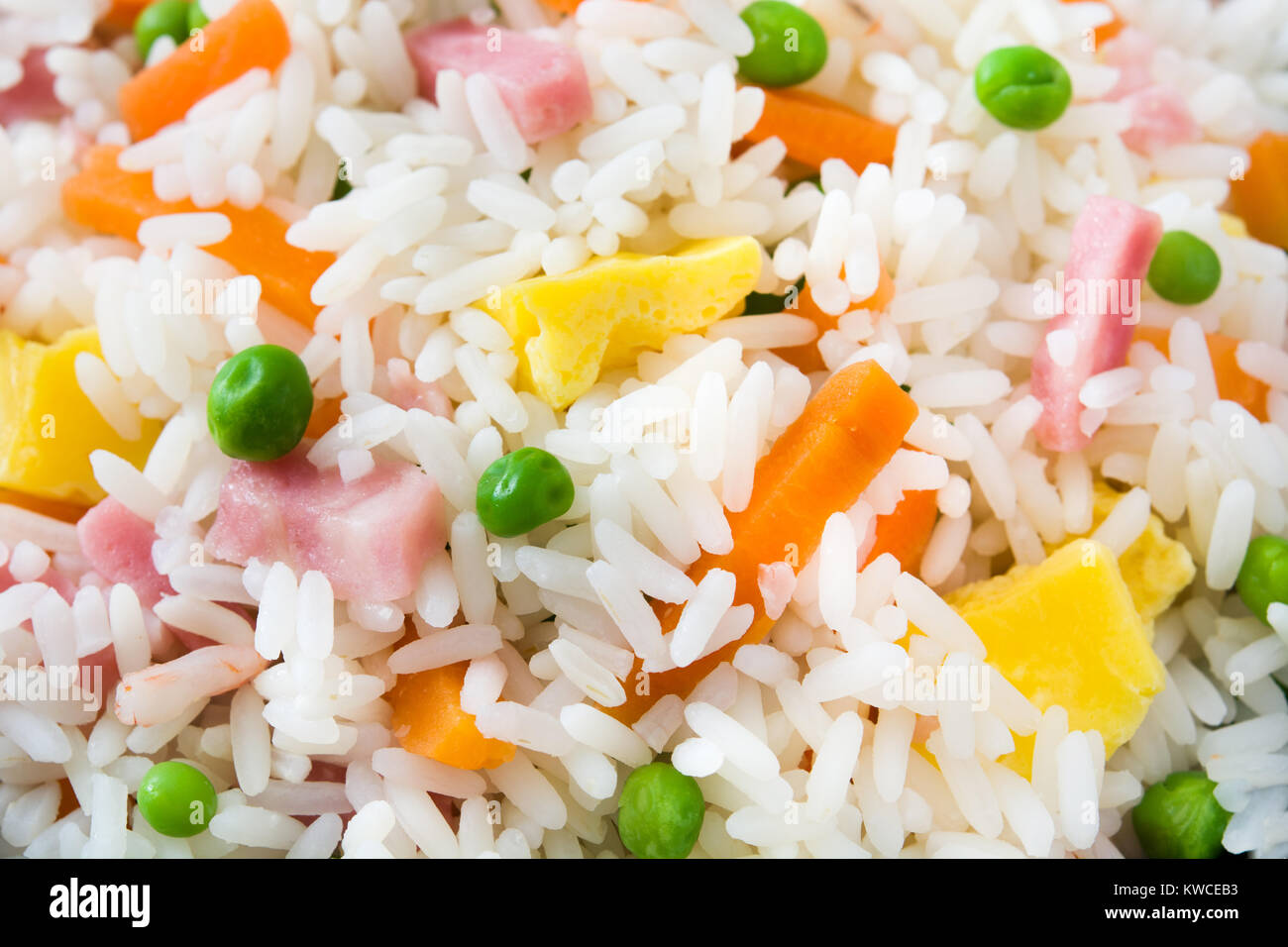 Chinese fried rice with vegetables and omelette background Stock Photo ...