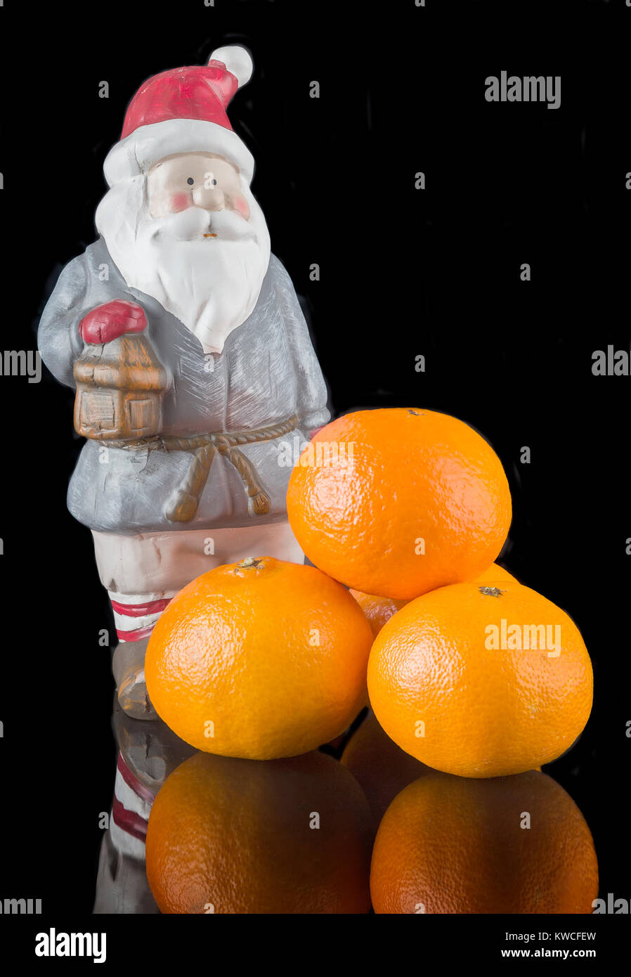 Suit oranges hi-res stock photography and images - Alamy