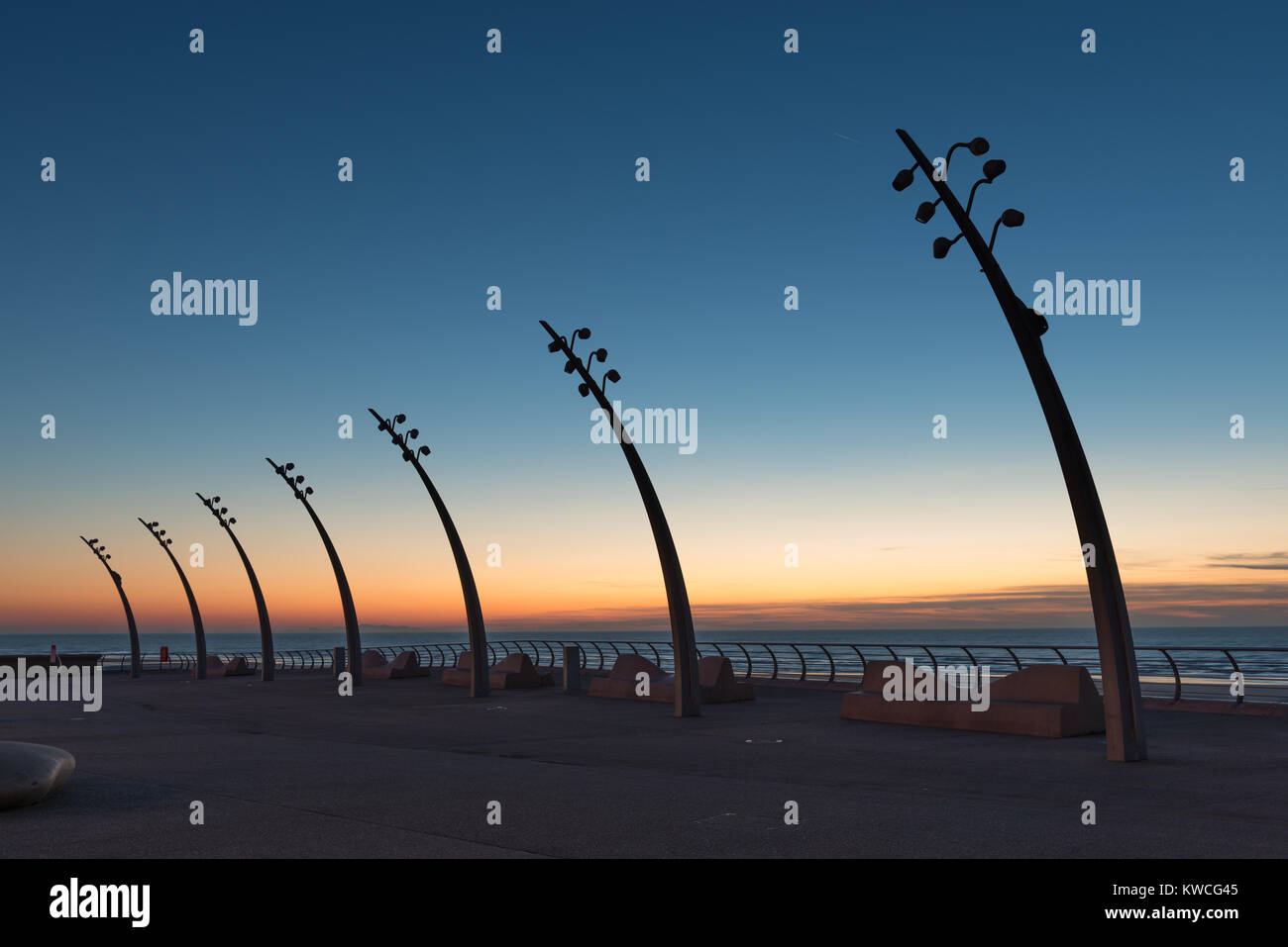 Silhouette of blackpool tower hi-res stock photography and images - Alamy