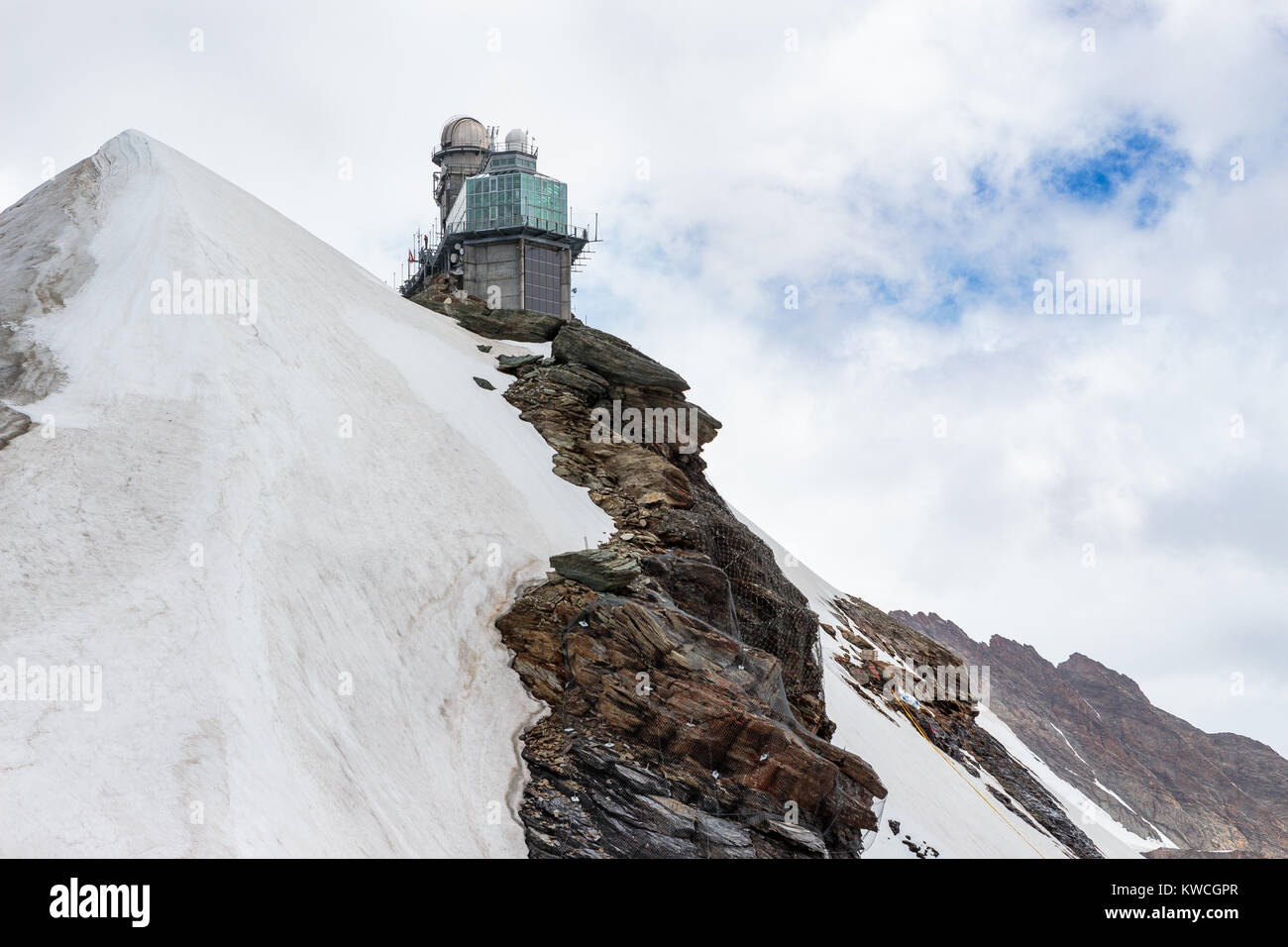 Jungfraujoch sphinx observatory hi-res stock photography and images - Alamy