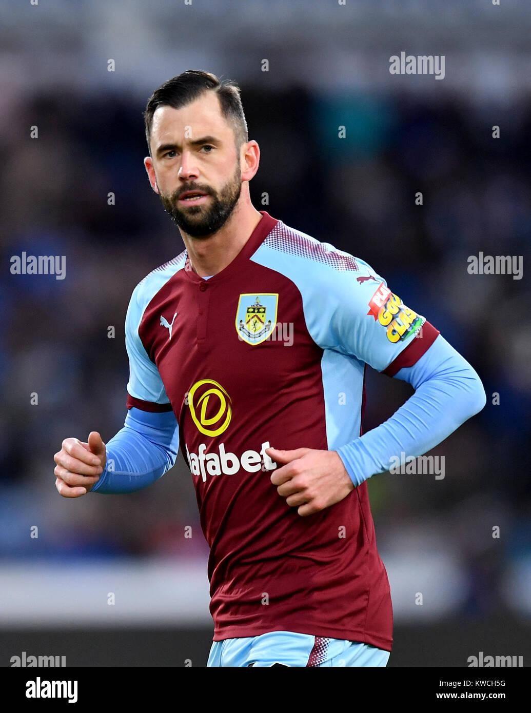 Burnley's Steven Defour Stock Photo - Alamy