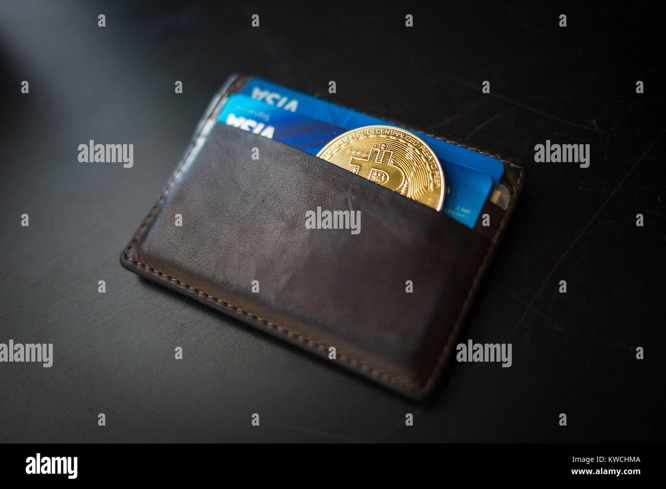 Bank cards hi-res stock photography and images - Alamy