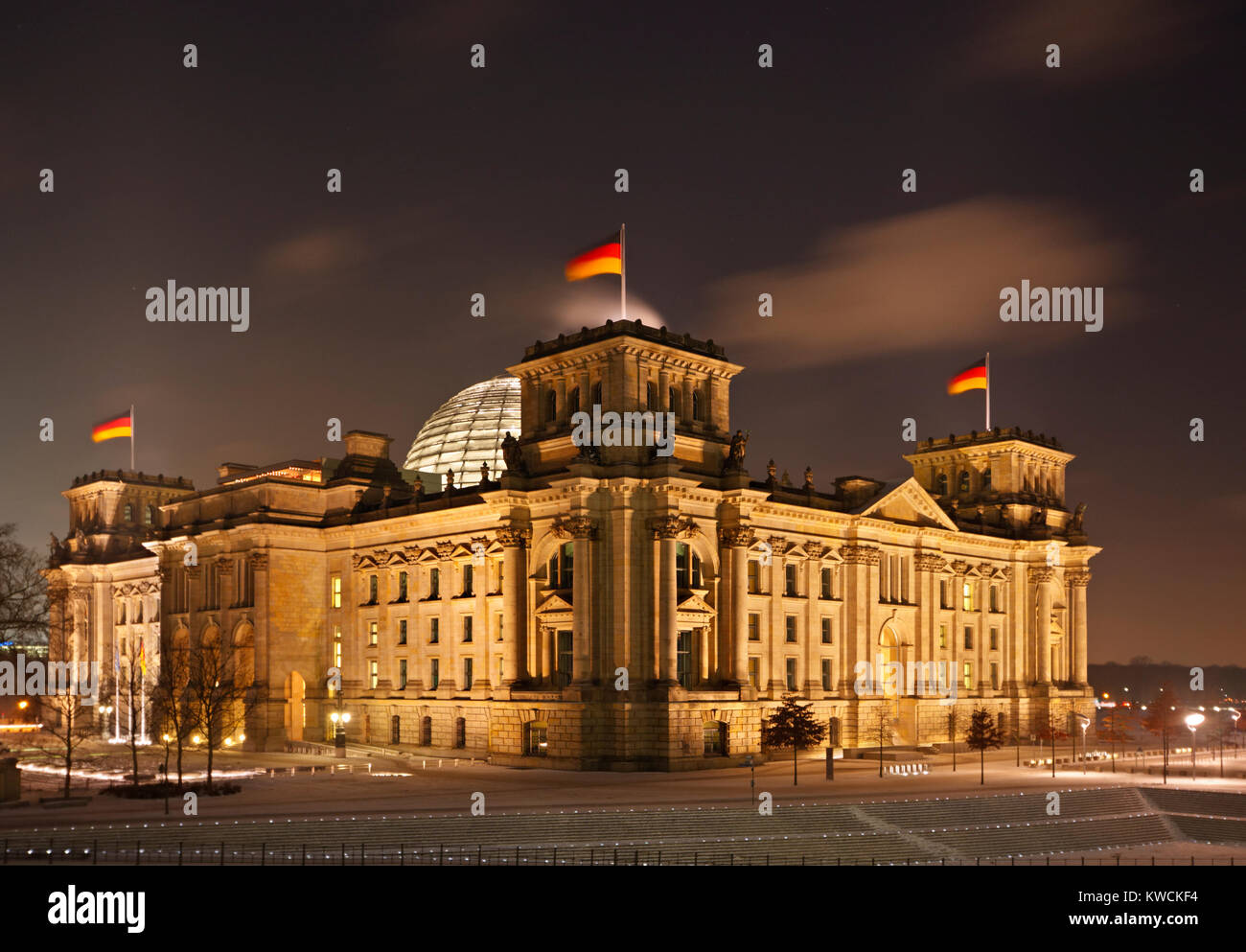 The german Reichstag building in Berlin in a cold winter night Stock ...
