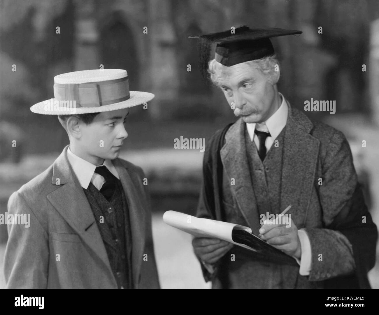 GOODBYE, MR. CHIPS, from left: Terry Kilburn, Robert Donat, 1939 Stock ...