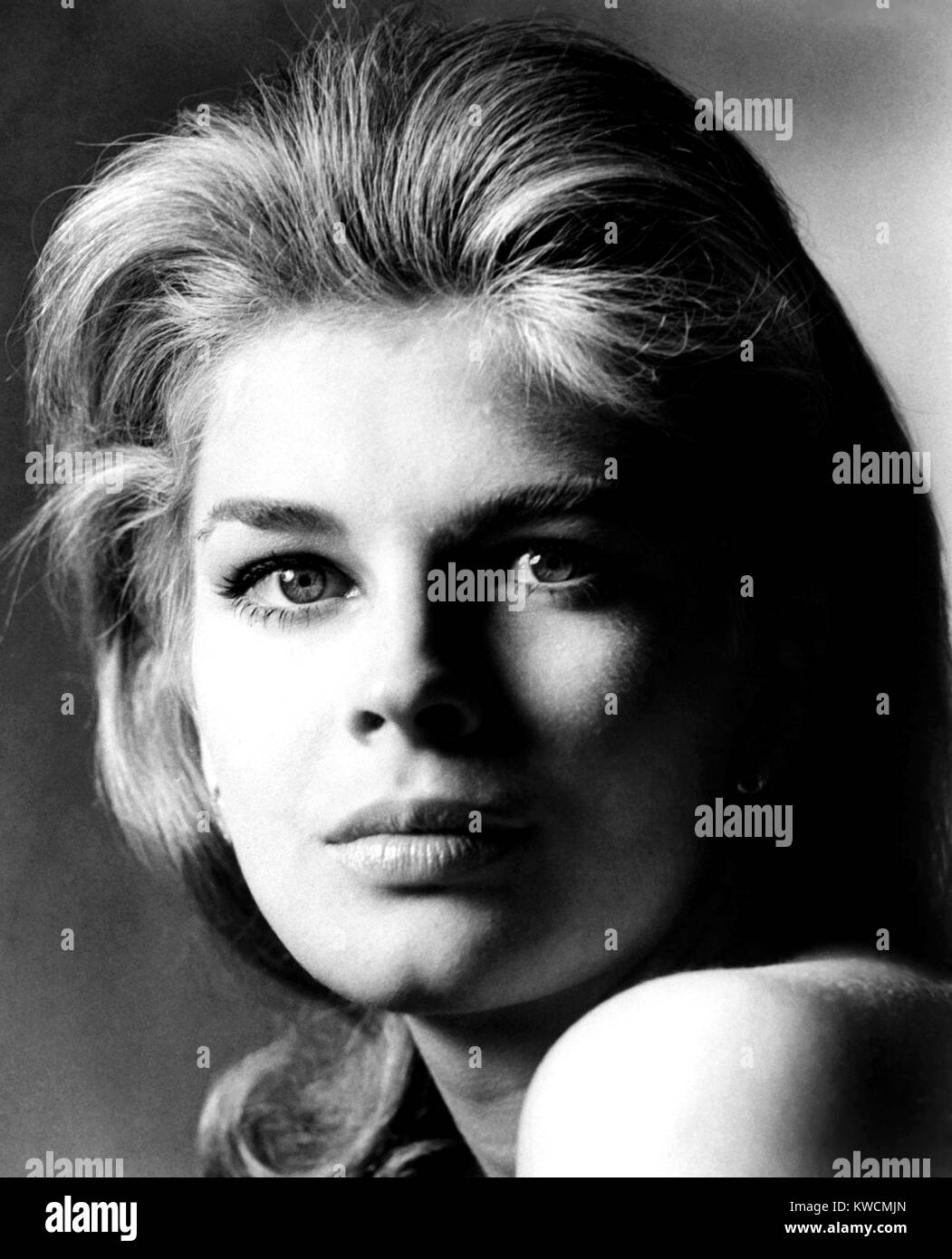 THE GROUP, Candice Bergen, 1966 Stock Photo - Alamy