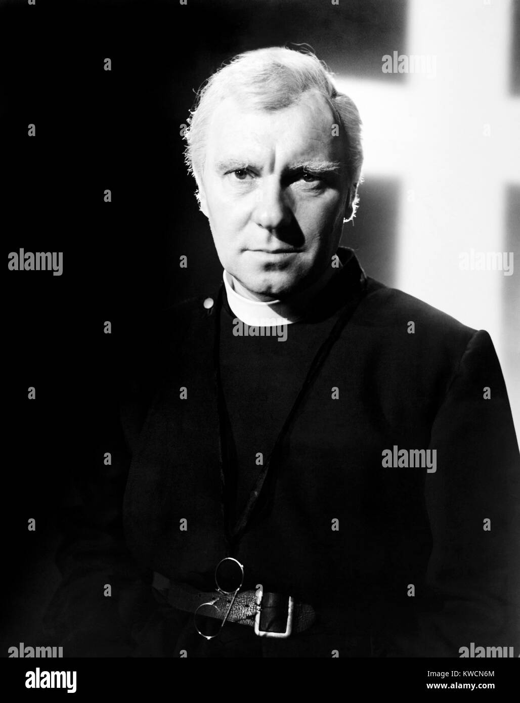 THE HOLLY AND THE IVY, Ralph Richardson, 1952 Stock Photo - Alamy
