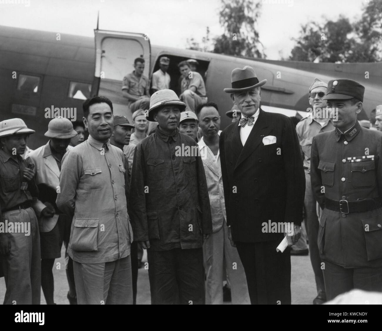 Chiang kai shek and mao hi-res stock photography and images - Alamy