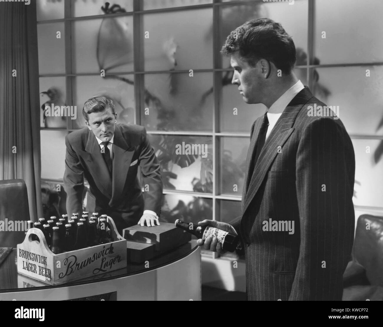 I WALK ALONE, from left: Kirk Douglas, Burt Lancaster, 1948 Stock Photo - Alamy