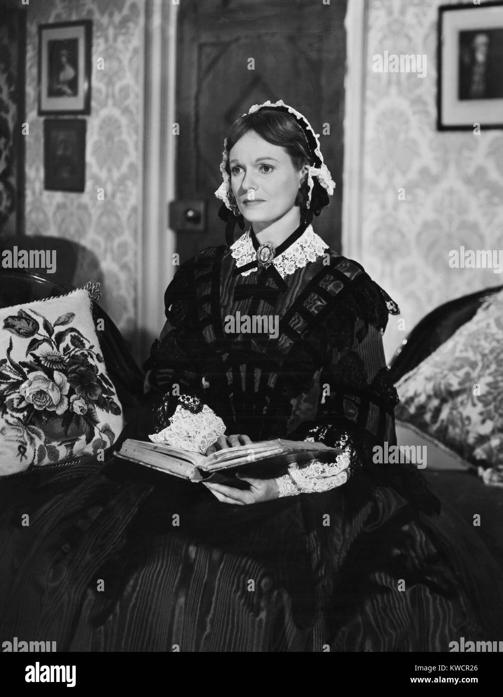 THE LADY WITH A LAMP, Anna Neagle as Florence Nightingale, 1951 Stock ...
