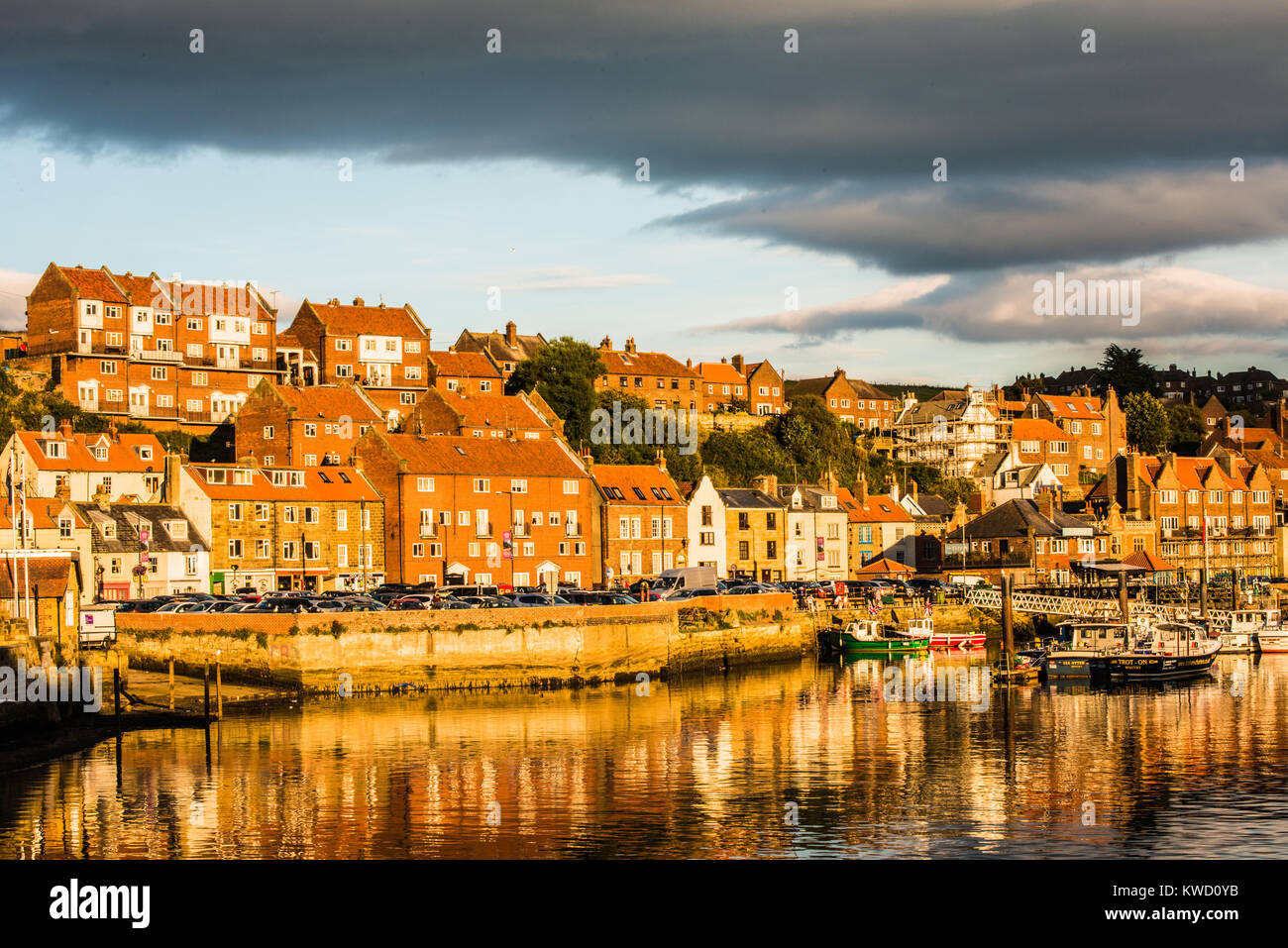 Whitby evening hi-res stock photography and images - Alamy