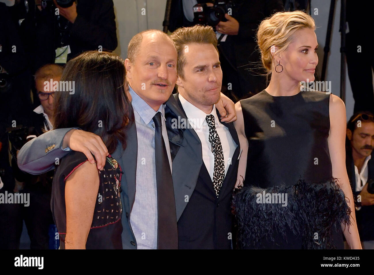 Laura Louie, Woody Harrelson, Sam Rockwell and Leslie Bibb attend the ...