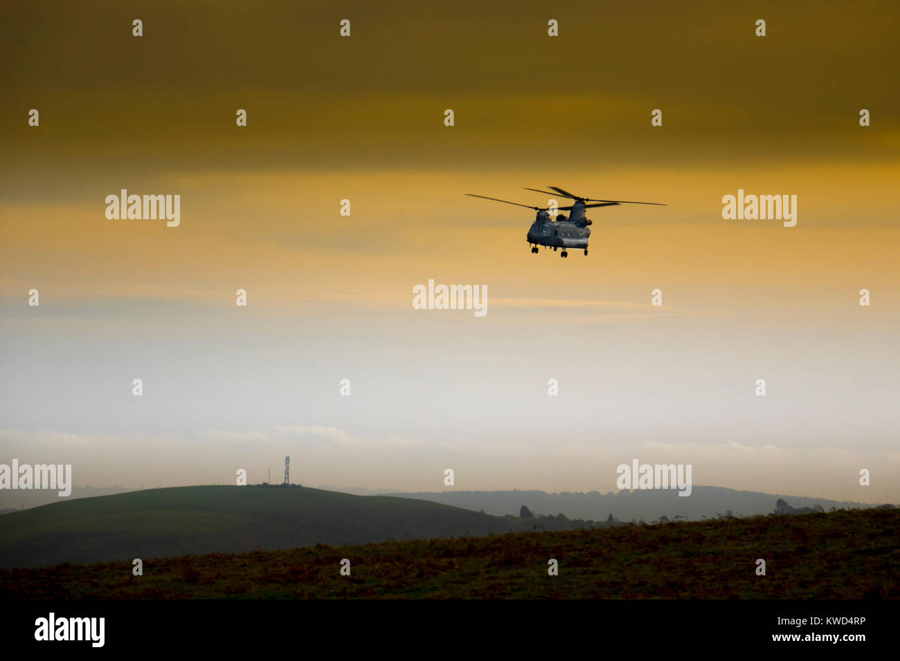 Chinook uk raf hi-res stock photography and images - Alamy