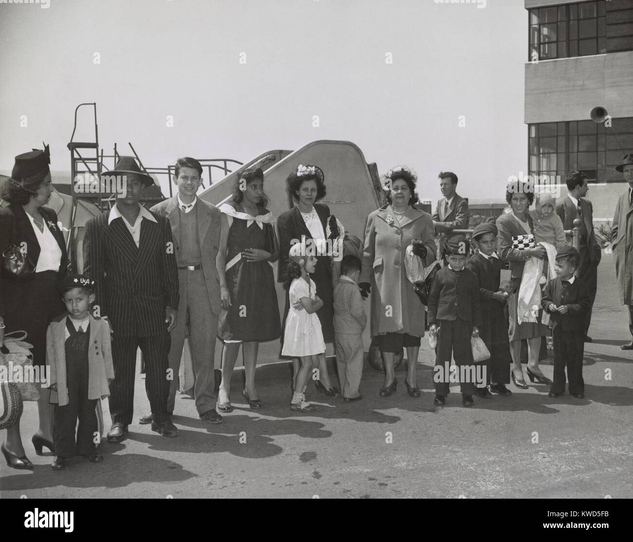 Group of Puerto Ricans, at Newark airport, April 29, 1947. They just ...