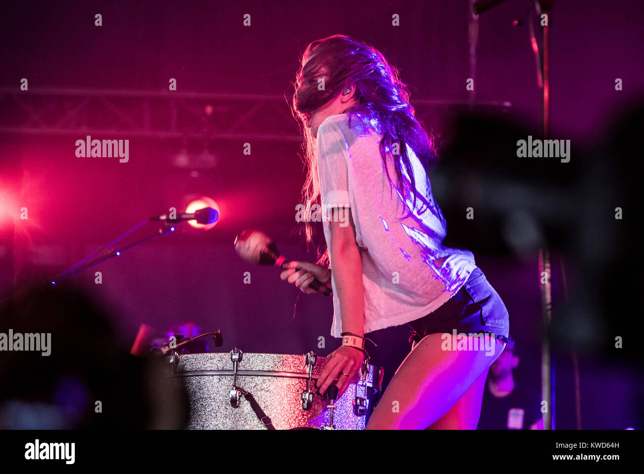 The American pop rock band HAIM consists of the three Haim-sisters Este ...