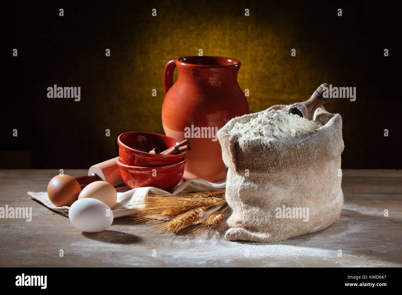Flour table hi-res stock photography and images - Alamy