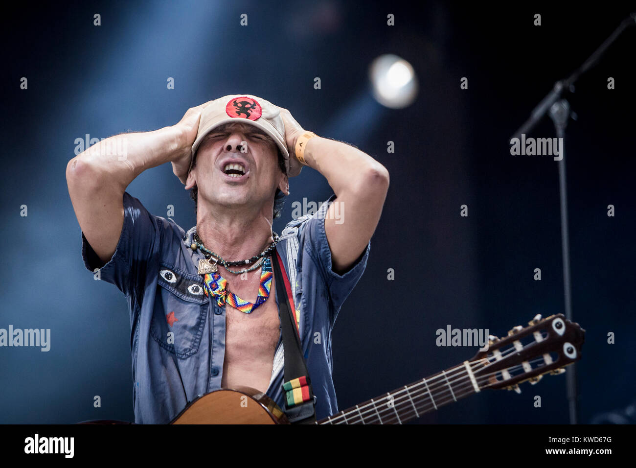 Manu chao hi-res stock photography and images - Alamy