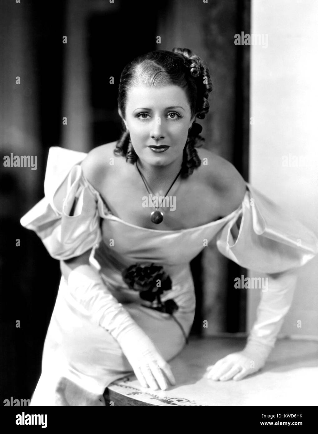 SWEET ADELINE, Irene Dunne, 1934 Stock Photo - Alamy