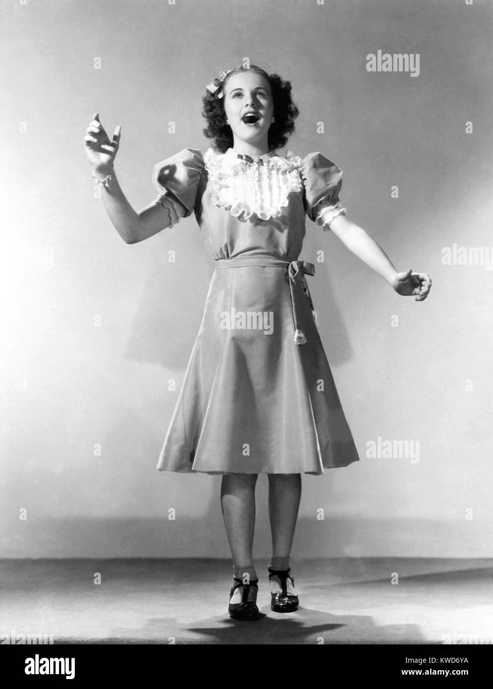 THREE SMART GIRLS, Deanna Durbin, 1936 Stock Photo - Alamy