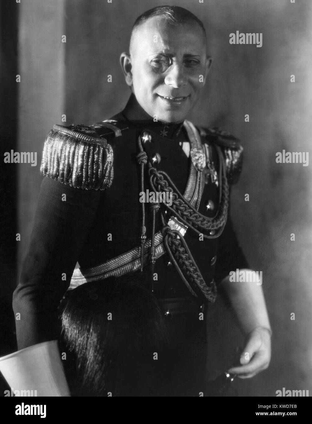 THE WEDDING MARCH, Erich von Stroheim, 1928 Stock Photo - Alamy
