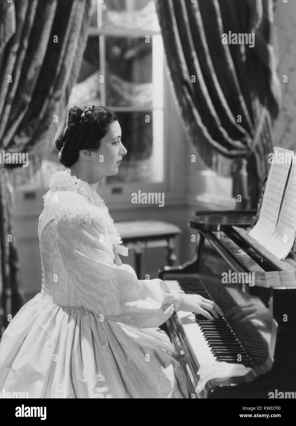 THE WHITE ANGEL, Kay Francis, 1936 Stock Photo - Alamy