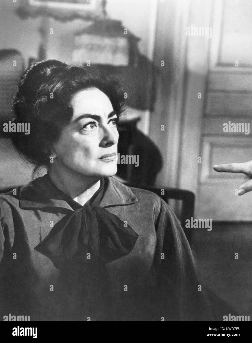 WHAT EVER HAPPENED TO BABY JANE?, Joan Crawford, 1962 Stock Photo - Alamy