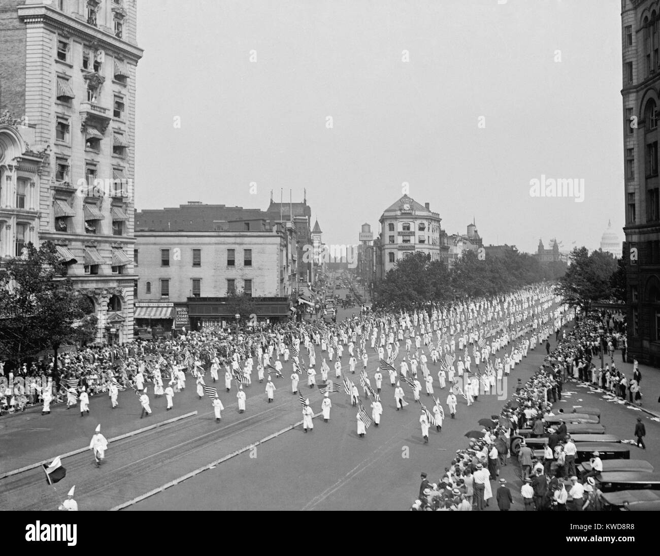 Women of the kkk hi-res stock photography and images - Alamy
