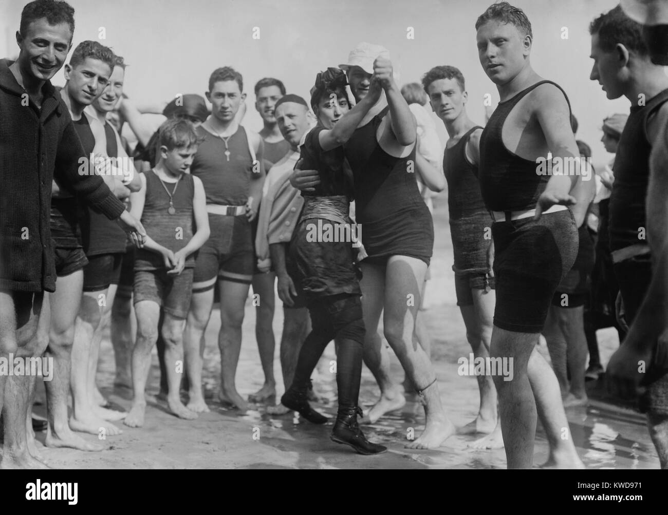 A couple dances the Tango for the camera on Brighton Beach, Brooklyn ...