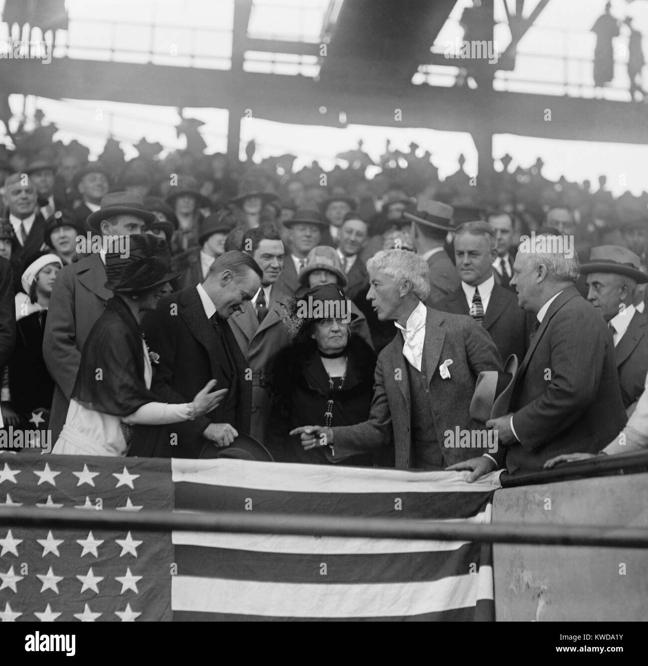 Baseball fans 1920s High Resolution Stock Photography and Images - Alamy
