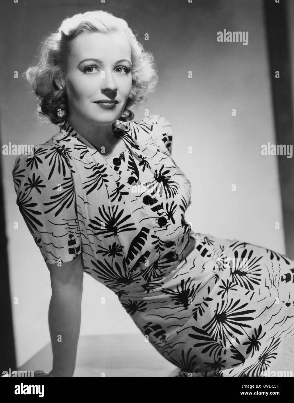 Ona Munson, 1943 Stock Photo - Alamy