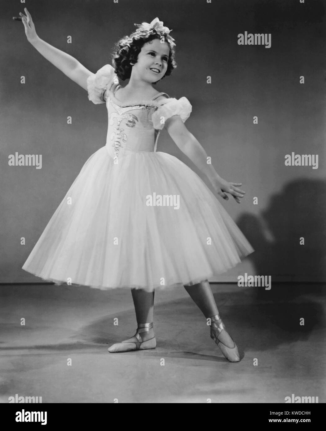 Shirley Temple, ca. 1937 Stock Photo - Alamy