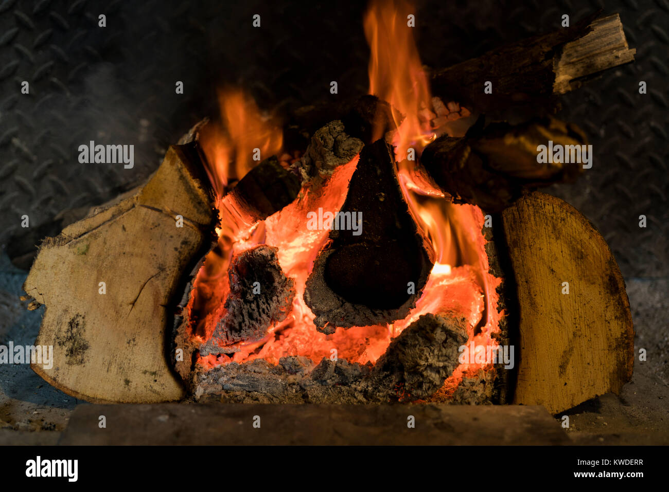 Open hearth log fire, UK Stock Photo - Alamy