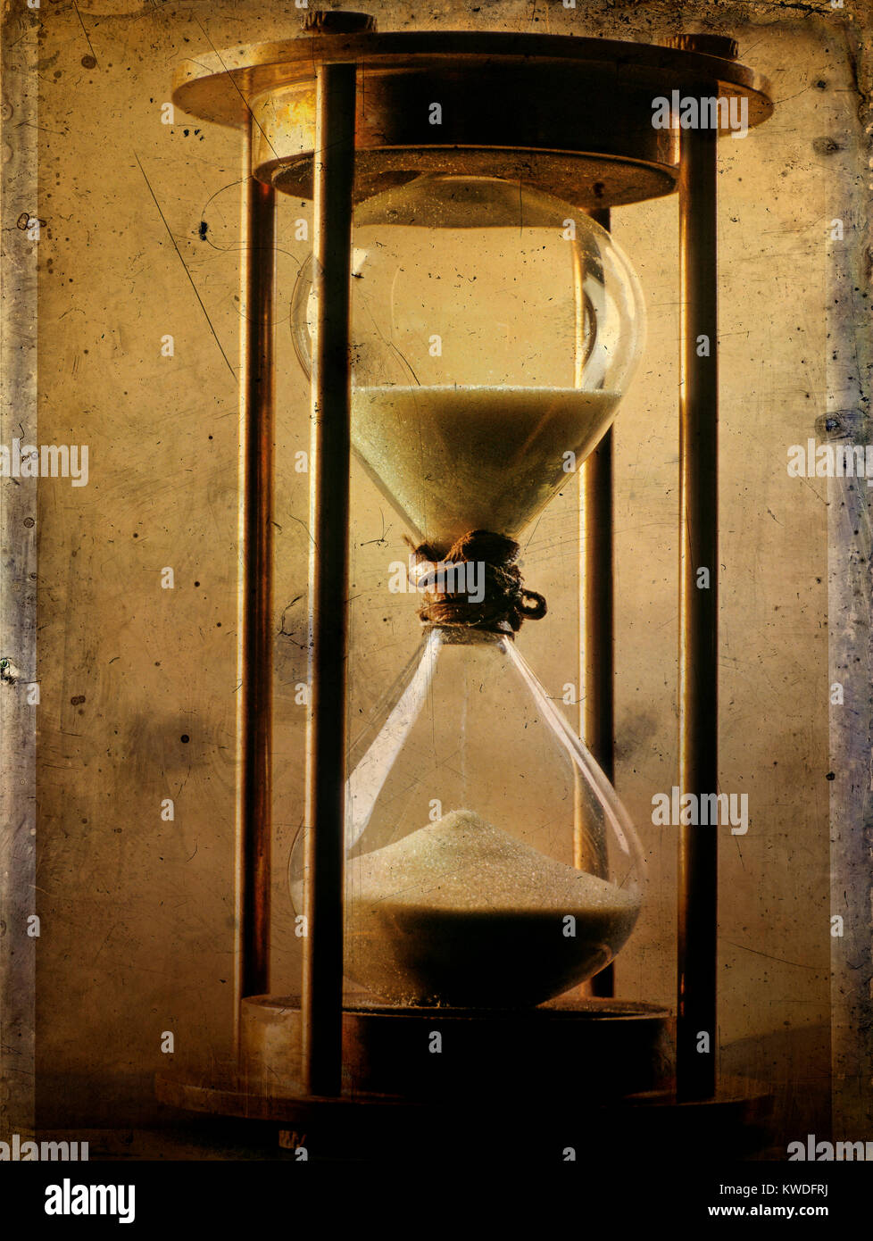 Antique hourglass hi-res stock photography and images - Alamy