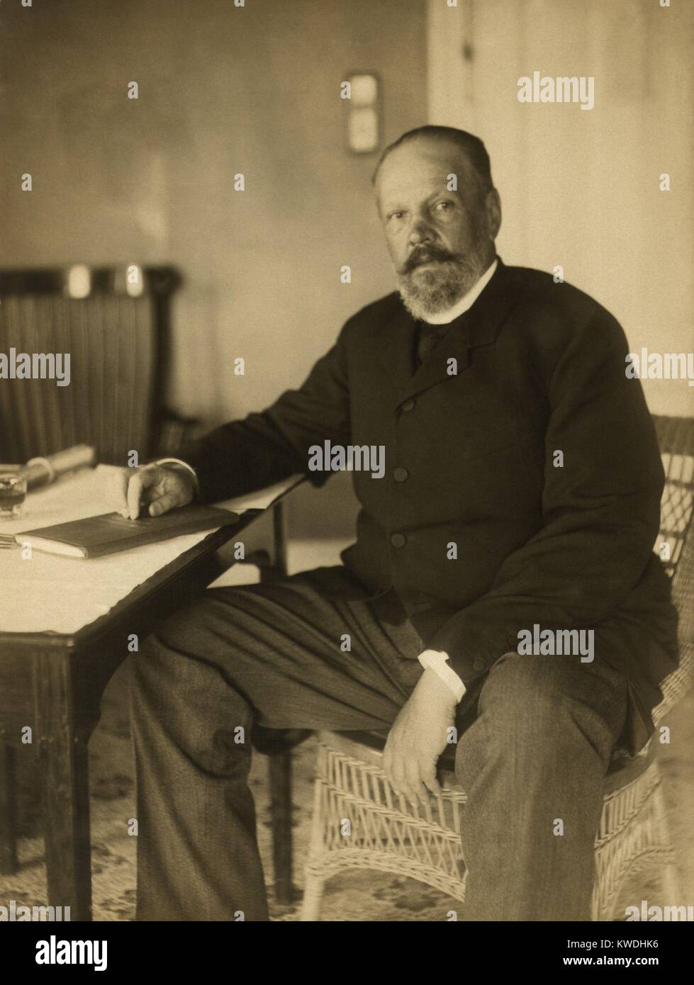 Russian revolution of 1905 hi-res stock photography and images - Alamy