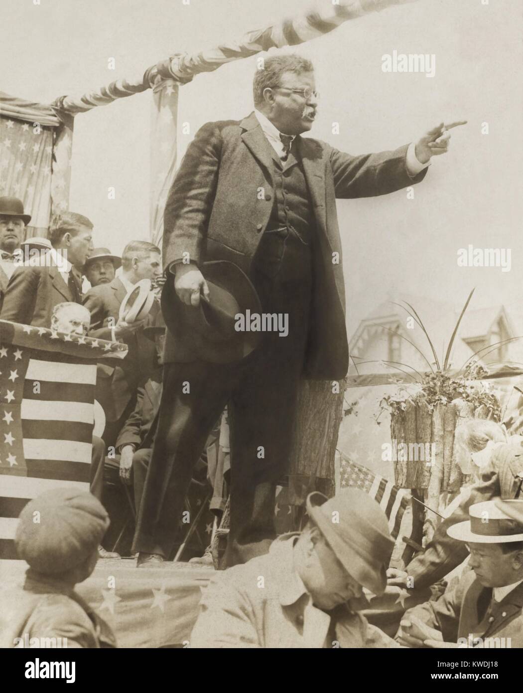 Theodore roosevelt campaign 1912 hi-res stock photography and images - Alamy
